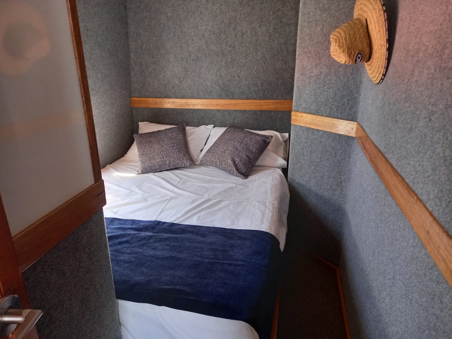 Pics of the Wallamba - Caloundra Houseboats