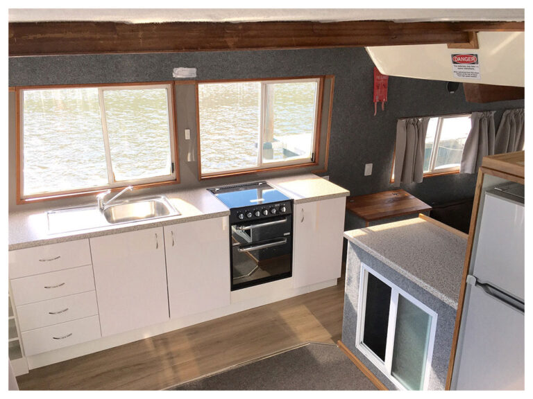 Pics of the Wallamba - Caloundra Houseboats
