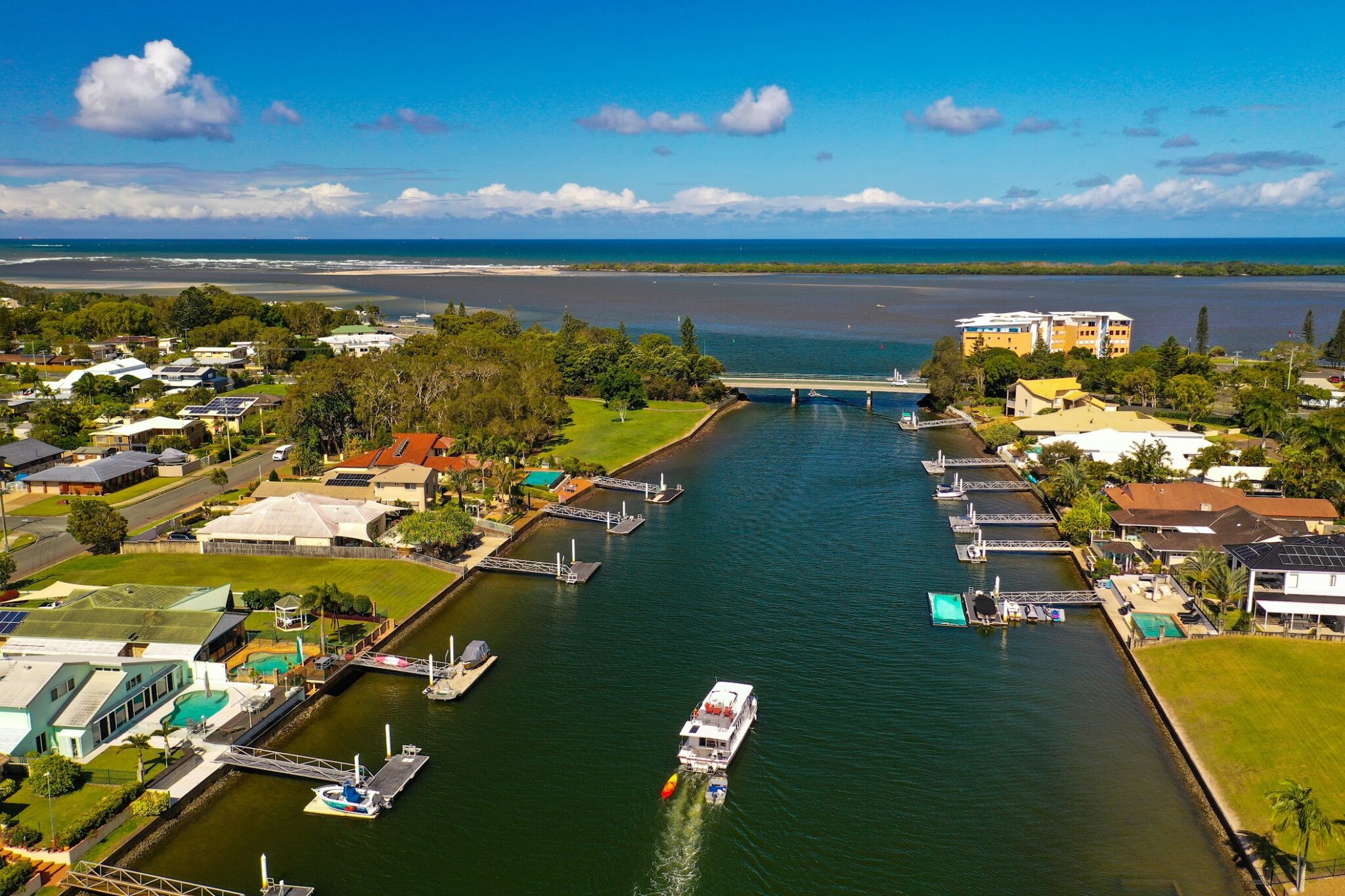 Pics of the Wallamba - Caloundra Houseboats